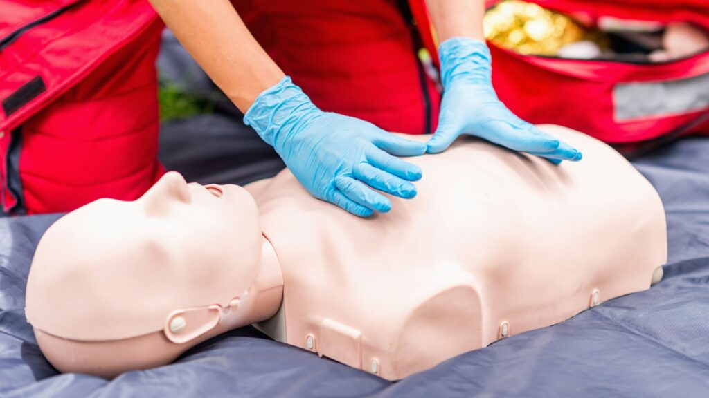 How to Use CPR with First Aid Skills in Irving and Save Lives